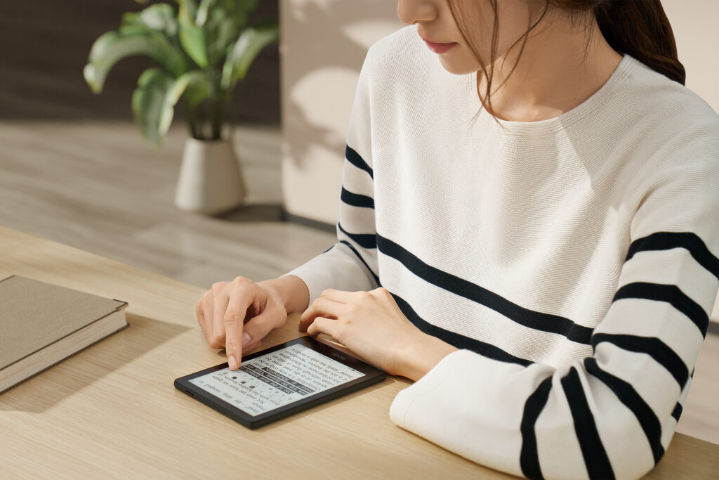 BOOX Go 6 (Black) 6" Monochrome Ereader | BOOX Canada